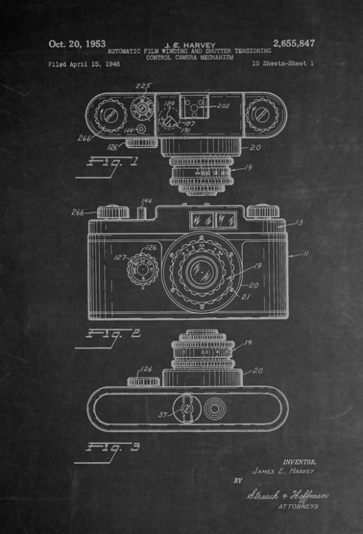 FREE Vintage Camera Wall Decor Digital Download - Hasselblad Studios